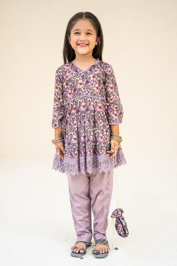 3 - piece peplum dress/pants with batwa.G10456 – Pinks & Blues